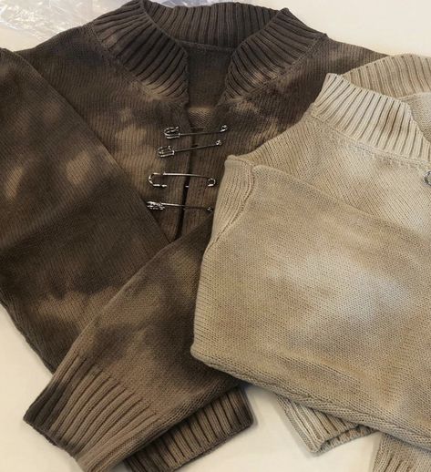 Guizio Lookbook: Sweaters, Loungewear, Corsets & More – Glamour & Guide