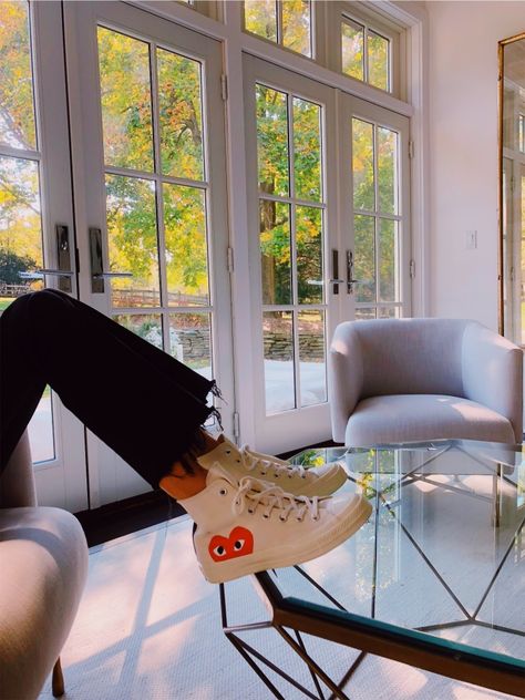 The Comeback of Converse: Back In Trend – Glamour & Guide