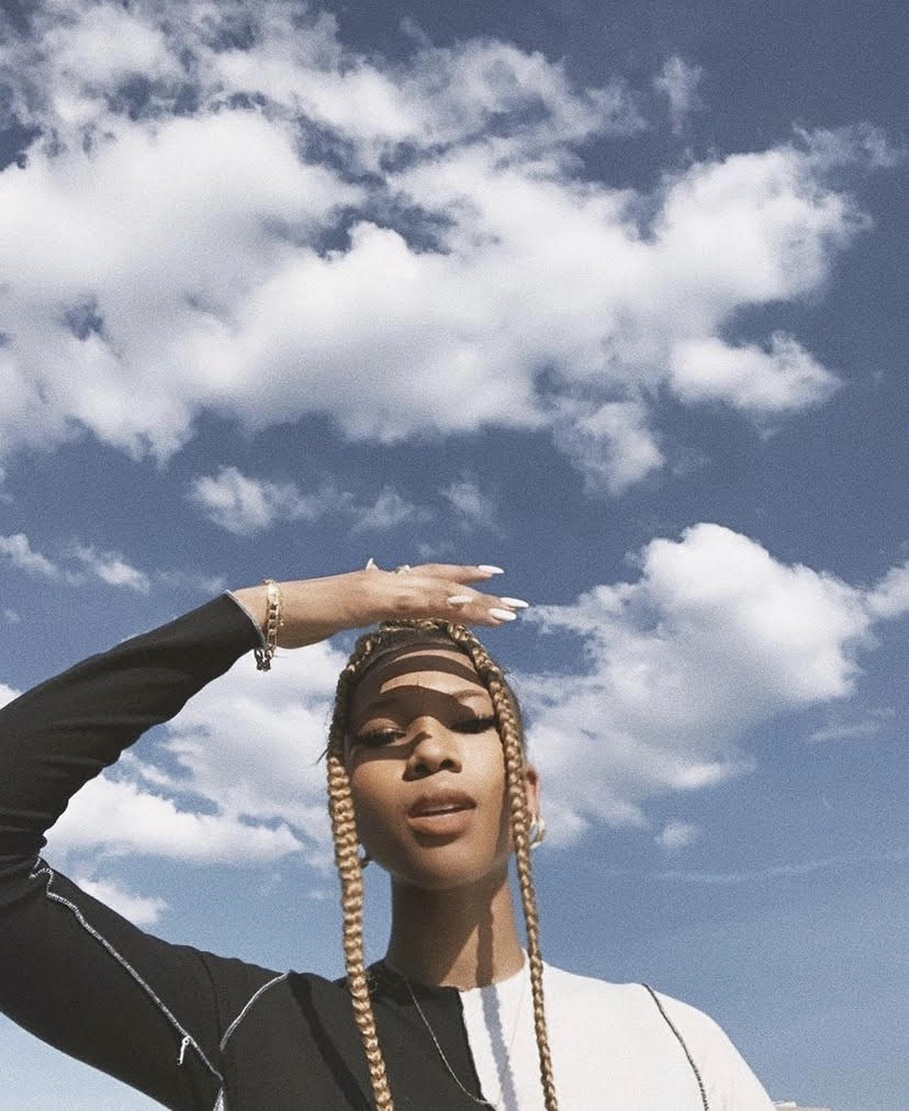 Mikayla Hunt: Editor-in-Chief of PopGabble & Photographer – Glamour & Guide