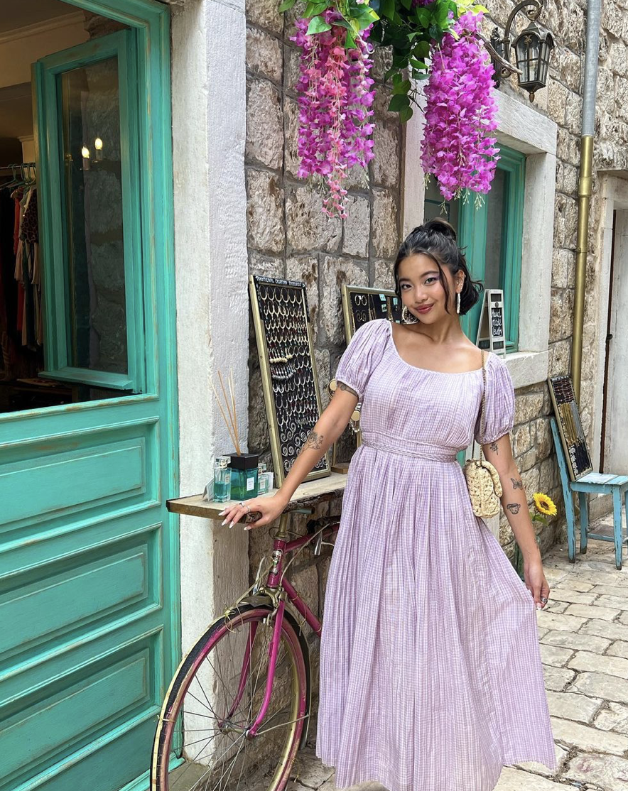 Stephanie Hui: Beauty Content Creator & Influencer – Glamour & Guide